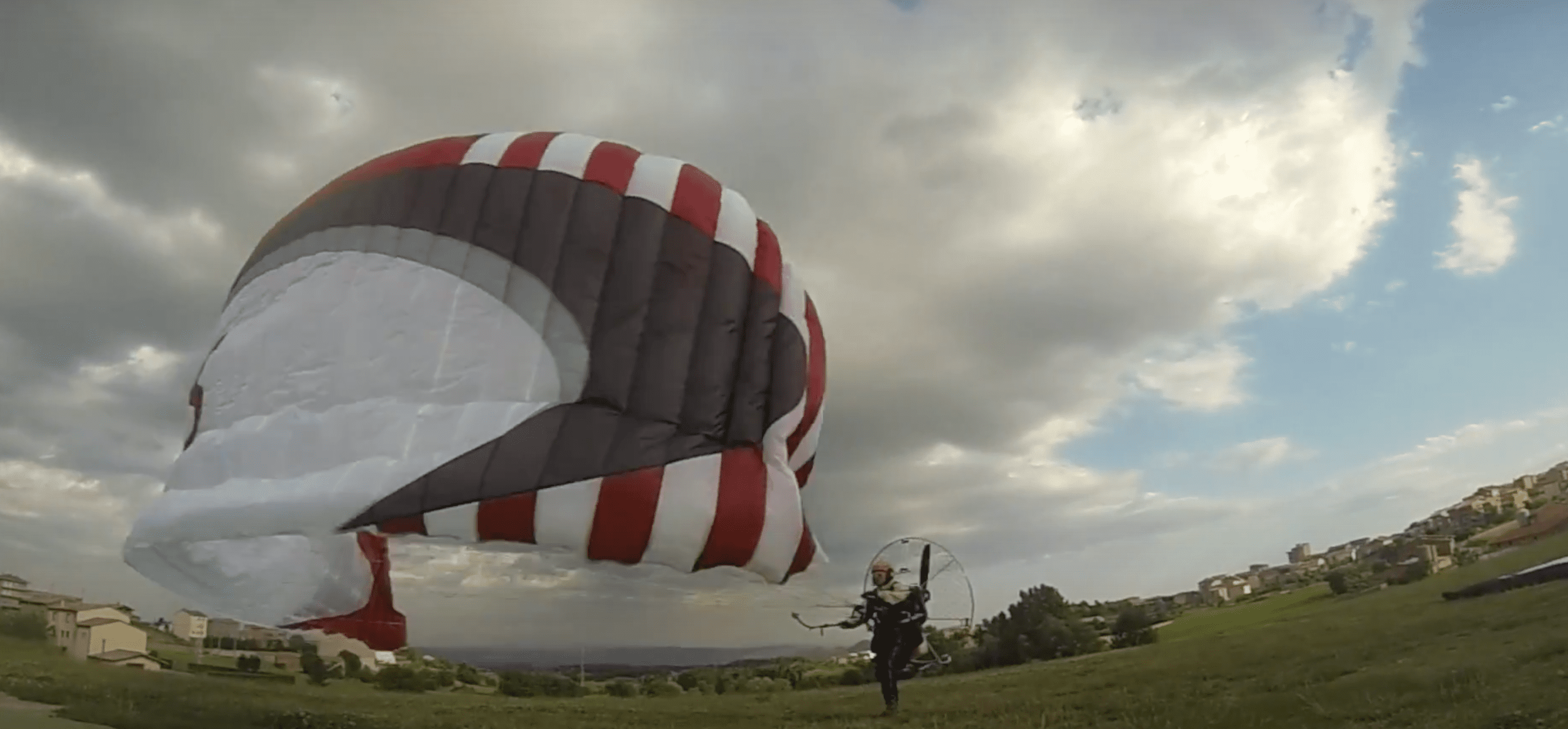 Nueva Paramania GTS | Volarenparamotor.com